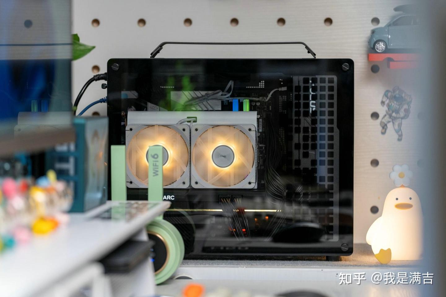 20L小尺寸 M-ATX机箱装机，乔思伯Z20打造精致桌面电脑