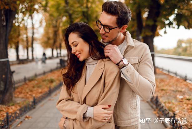 一个女人爱上你的征兆:会允许你在这3个方面,占她 便宜” 知乎