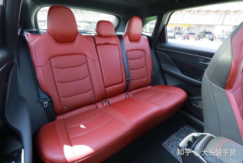 搭载1.5T+188匹，油耗7.18L，北汽魔方年轻人首选？ - 知乎
