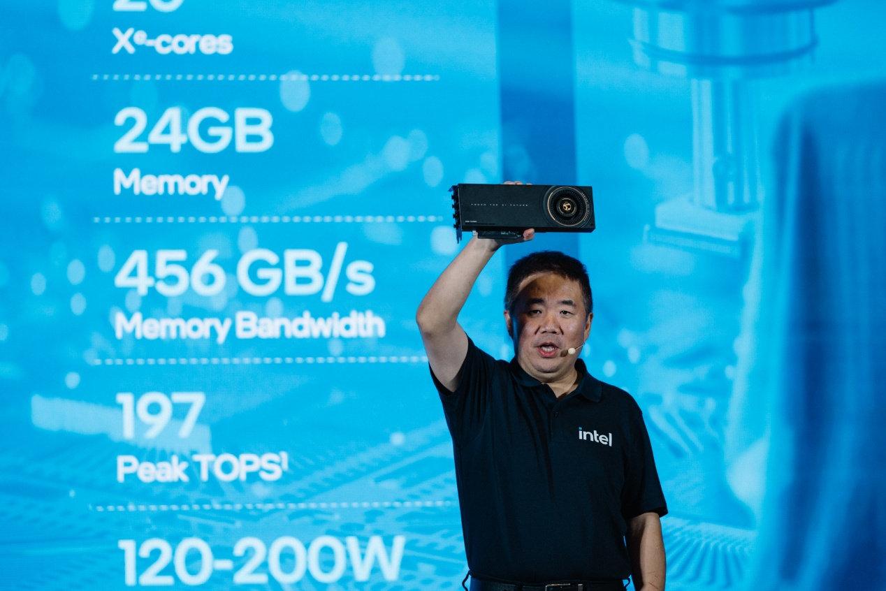 BW2025：铭瑄的192GB显存AI工作站见过没？ - 知乎