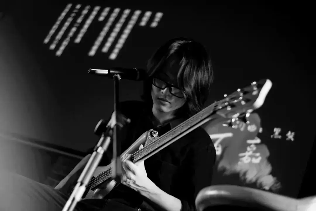 活动 | 上头！ALILI艺术馆→不插电音乐LIVE：致你的2021 - 知乎