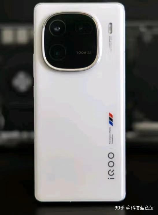 4K元王者旗舰！iQOO12性价比优秀，16+512GB降至价3788元