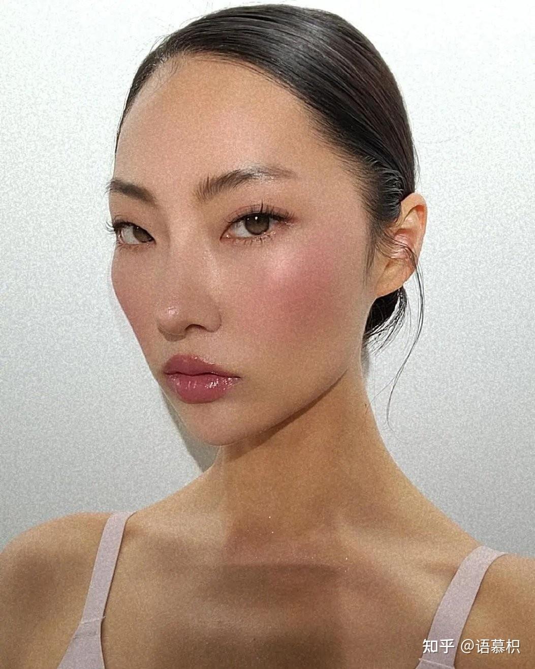 《假面女郎》隐藏版女主，舞者替身Zizian，魔鬼身材辣到快喷鼻血 - 知乎