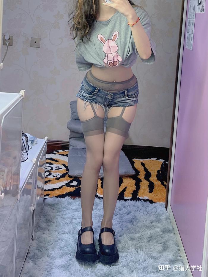 COS：Kettoe cosplay小姐姐美图 cos美女网红写真套图合集 - 知乎