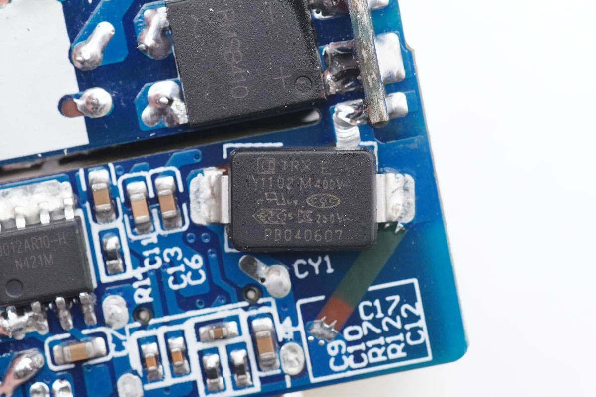 拆解报告：CANDYSIGN硬糖迷你35W氮化镓充电器PA502 - 知乎