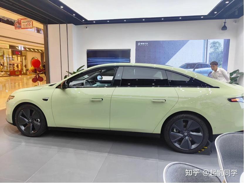 手握20个W，深蓝SL03和零跑C01怎么选?