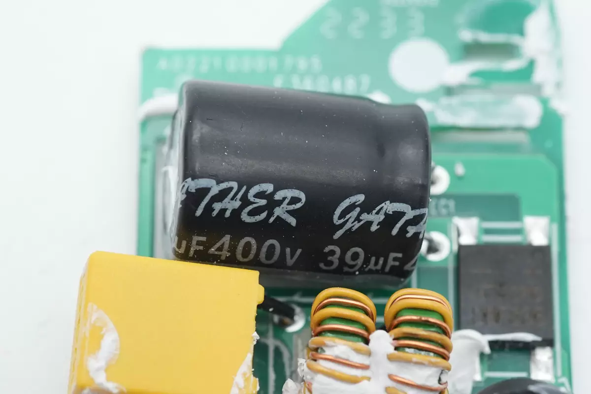 拆解报告：belkin贝尔金65W双USB-C口氮化镓充电器WCH013yz - 知乎