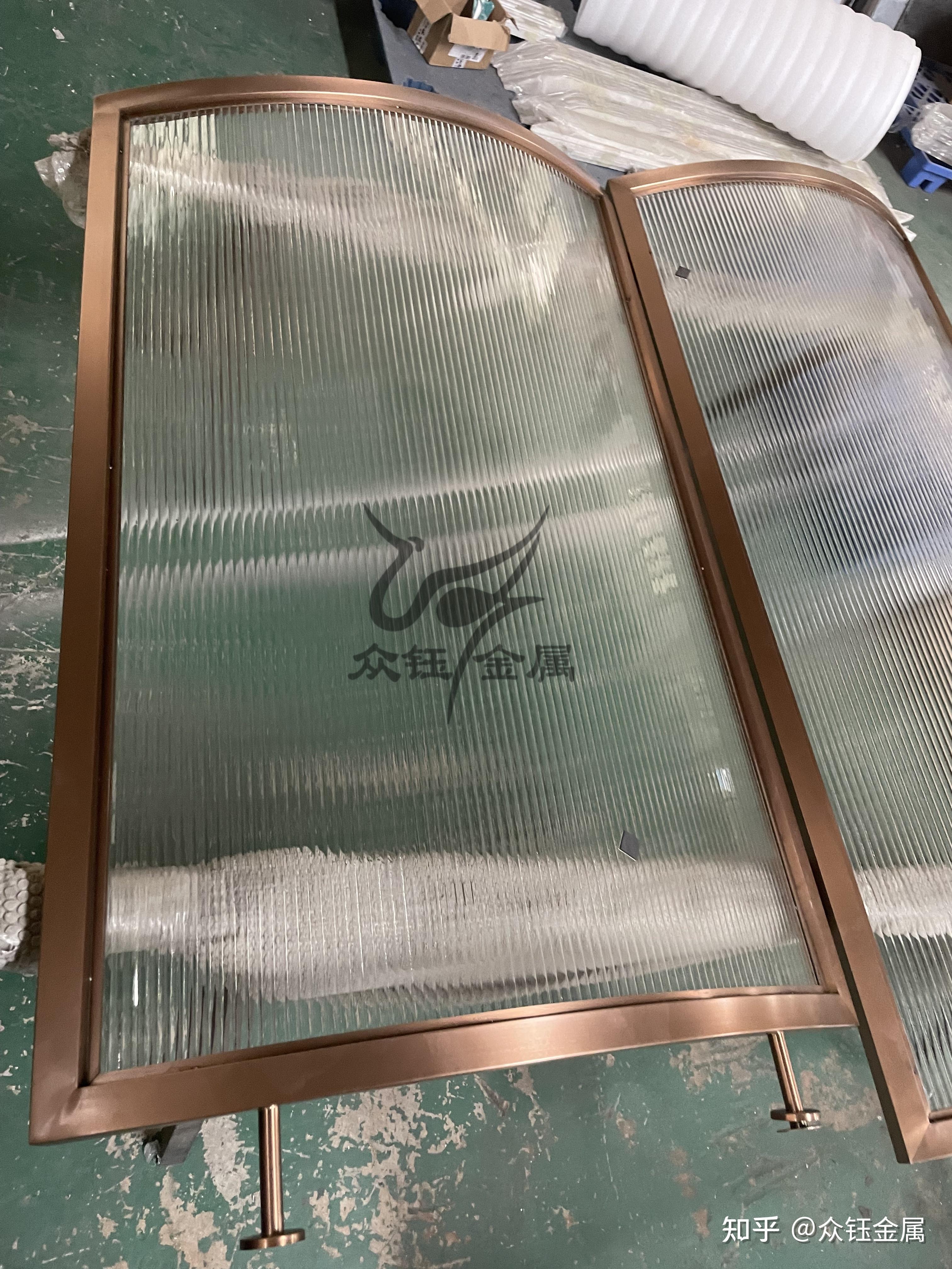 弧形长虹玻璃隔断屏风 - 知乎