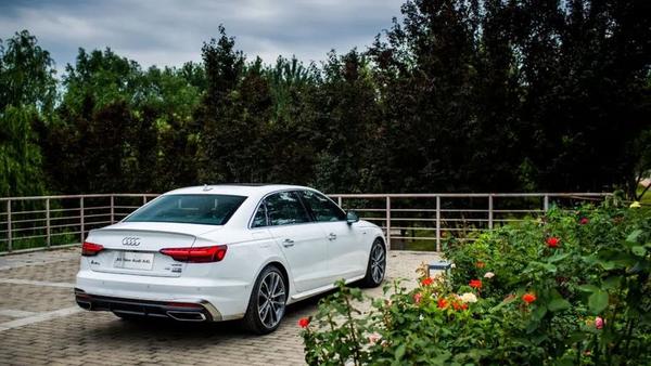 图的就是一个“稳”试驾全新奥迪A4L - 知乎