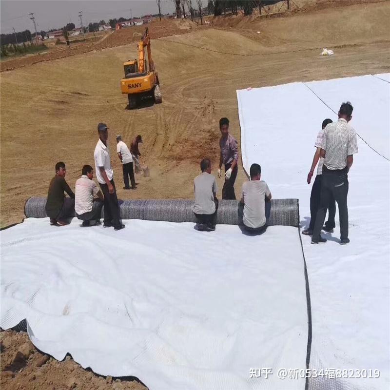 人工湖5000g膨润土防水毯的铺设方法 知乎
