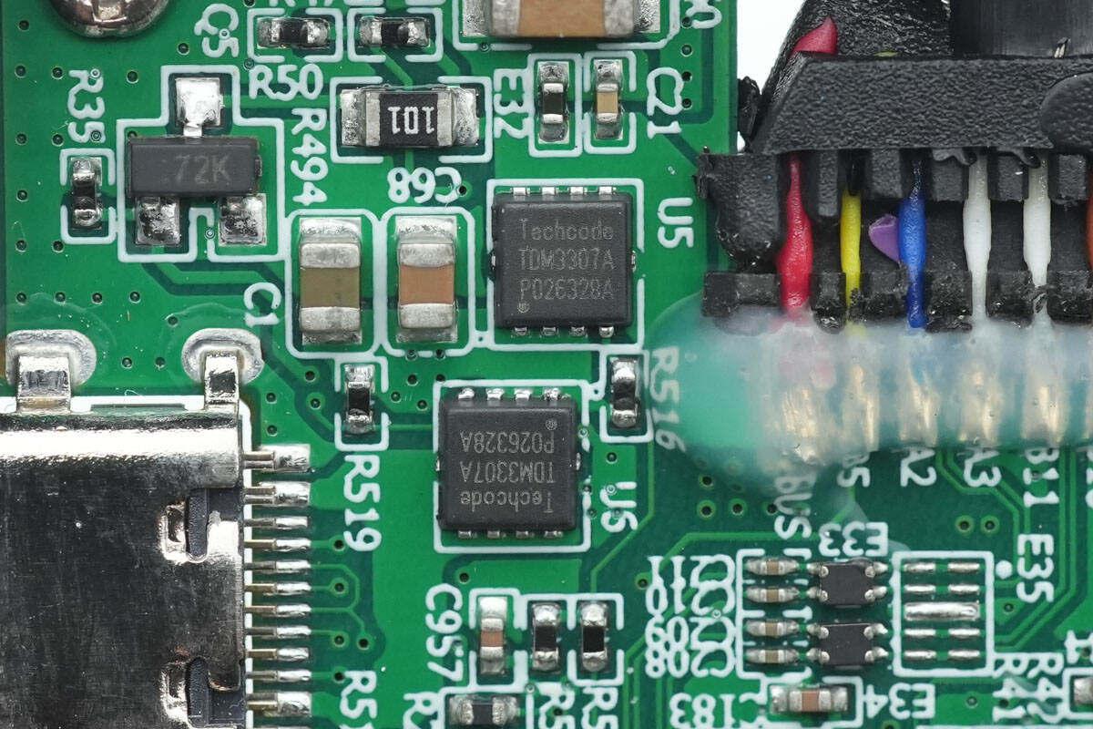 拆解报告：联想thinkplus 4K USB-C扩展坞TPH-06 - 知乎