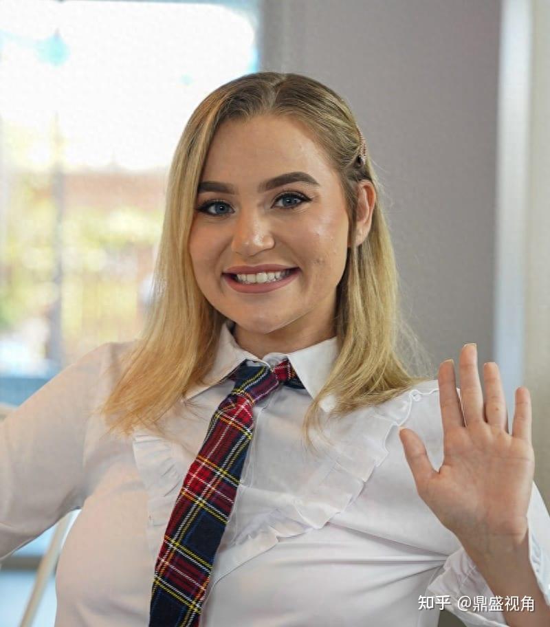 双馨女演员，布莱克·布洛瑟姆(Blake Blossom)，才华令人难以想象 - 知乎