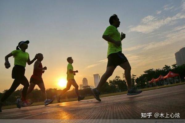 早晨起床后，坚持跑步30分钟，身体有什么变化？看完或许会心动 - 知乎