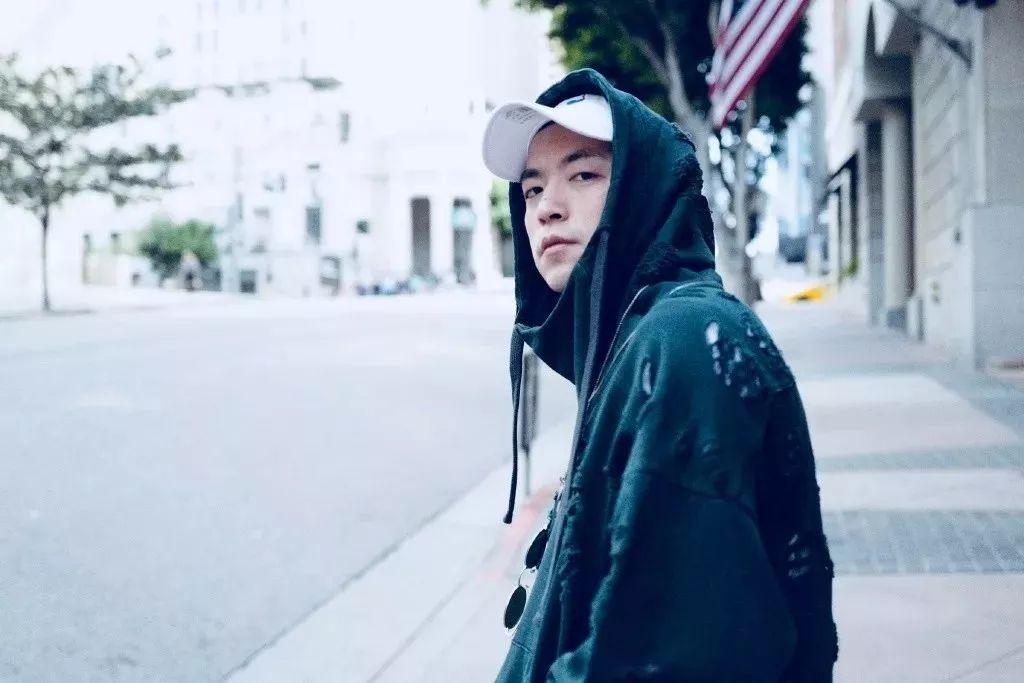 如何评价Jony J？ - 知乎