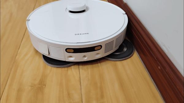 【首发真机实测】追觅S10 Pro Ultra深度测评丨4000元价位卷王配置扫地机推荐丨带有机械臂的中端扫地机器人清洁表现如何？5分钟带你 ...