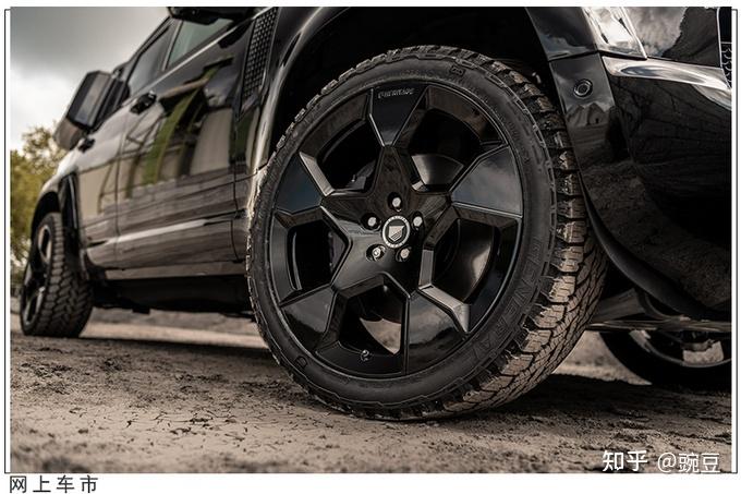 路虎全新卫士改装版亮相！搭3.0T/配专属黑色外观 - 知乎
