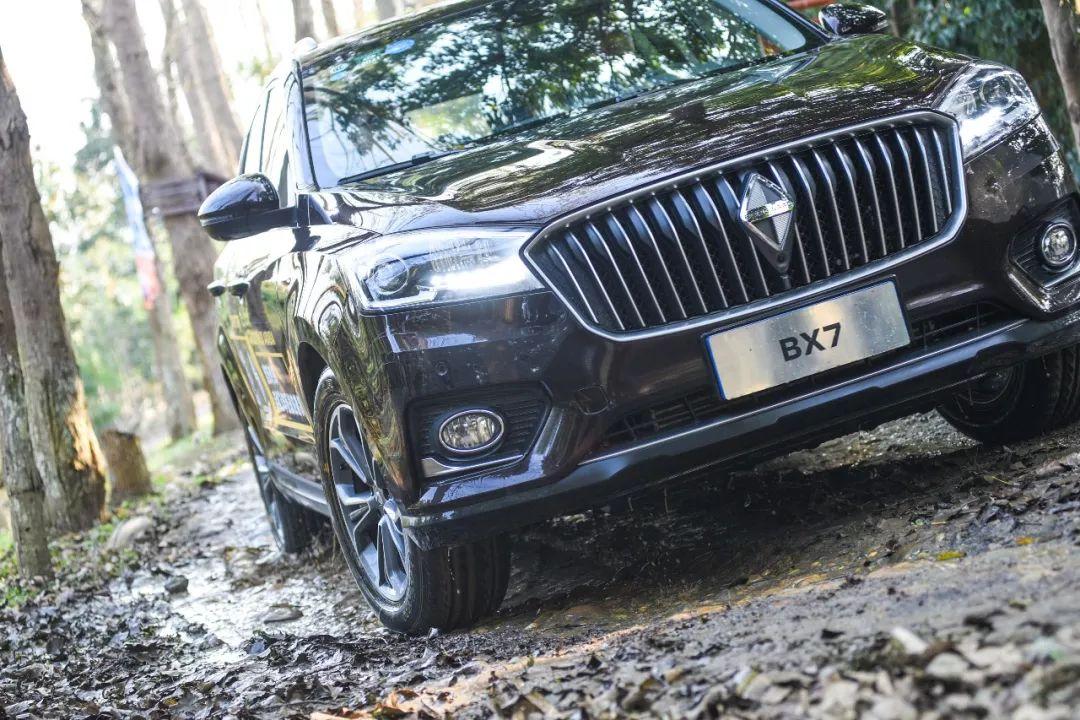 短试宝沃BX7：你看到了「魔性广告」，我看到了「回归决心」 - 知乎