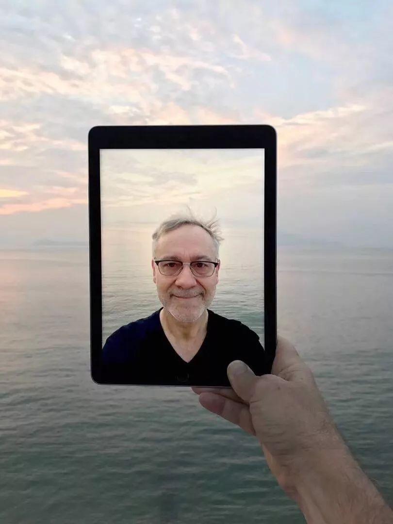 他被误解，但也触痛了很多人的心 | Michael Wolf 去世 - 知乎