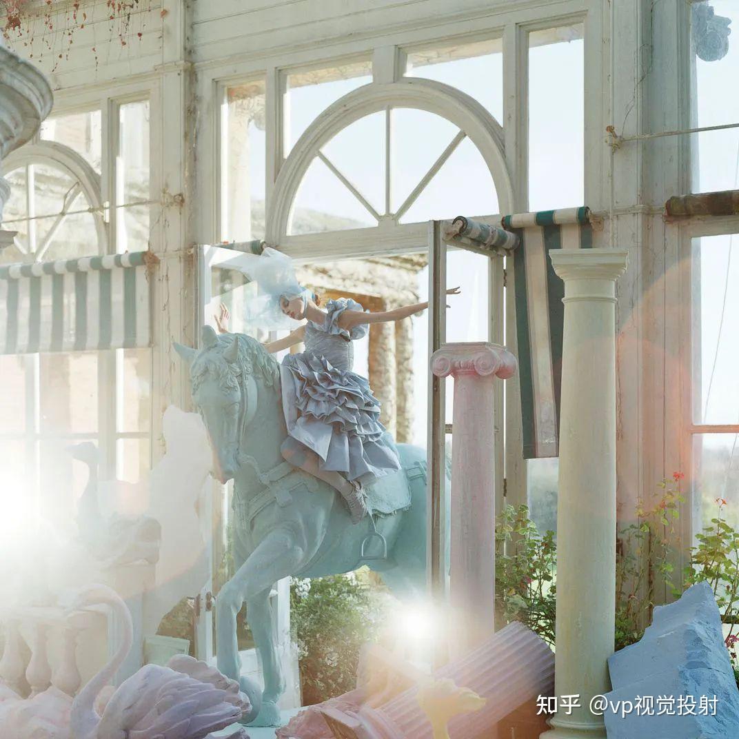 Tim Walker|什么让他成为时尚界的童话大王 - 知乎