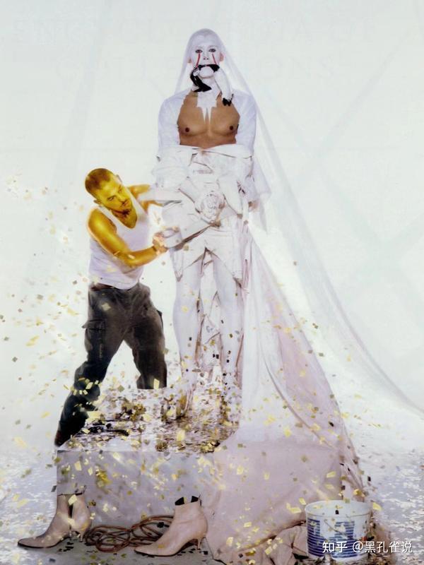 揭秘麦昆和御用传奇摄影师尼克·奈特的故事。 - 知乎