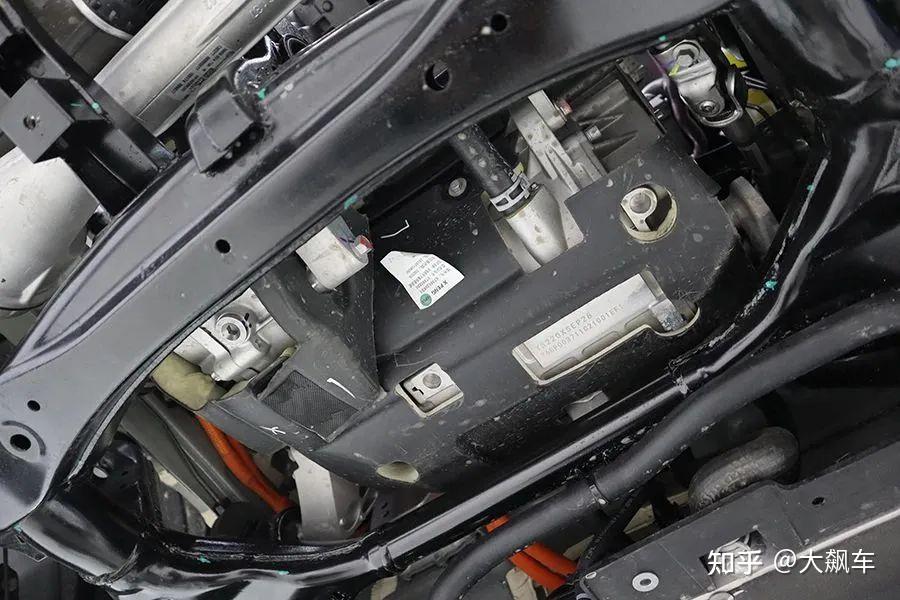 小鹏P7i：电机电池都换了，成本更低还是性能更好？ - 知乎