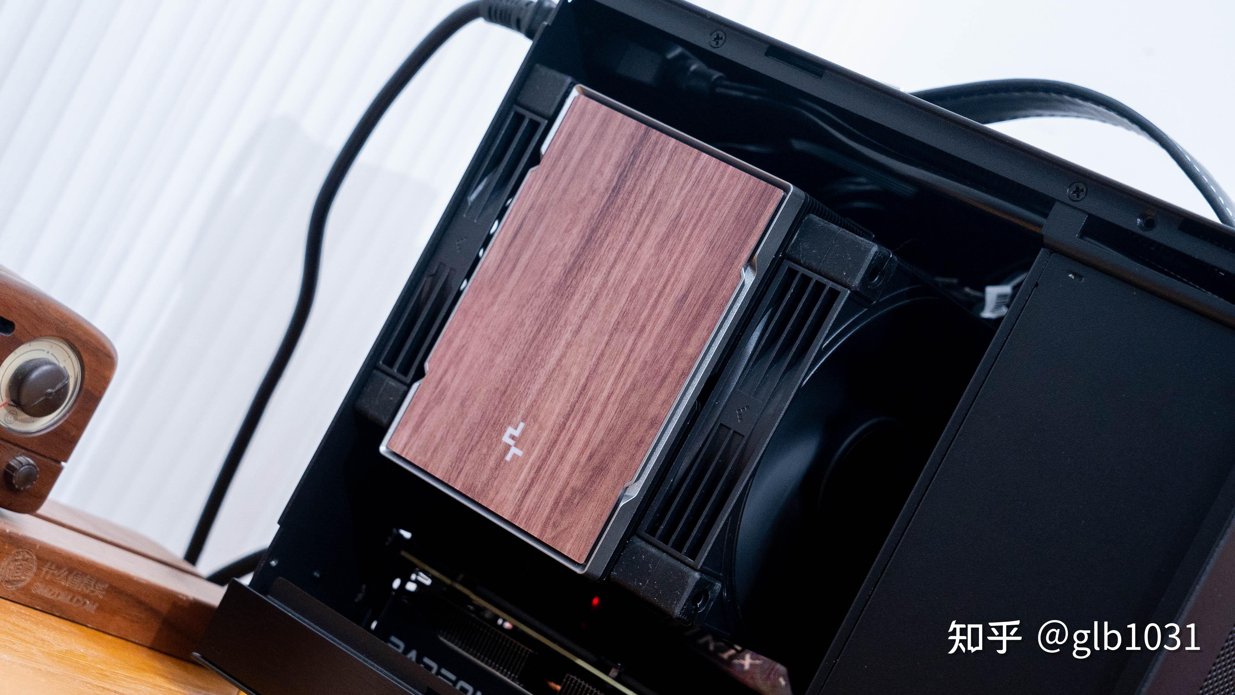 可以拎着走的3A小钢炮：华硕ROG B850i+撼讯9060XT游荡者装机分享 - 知乎