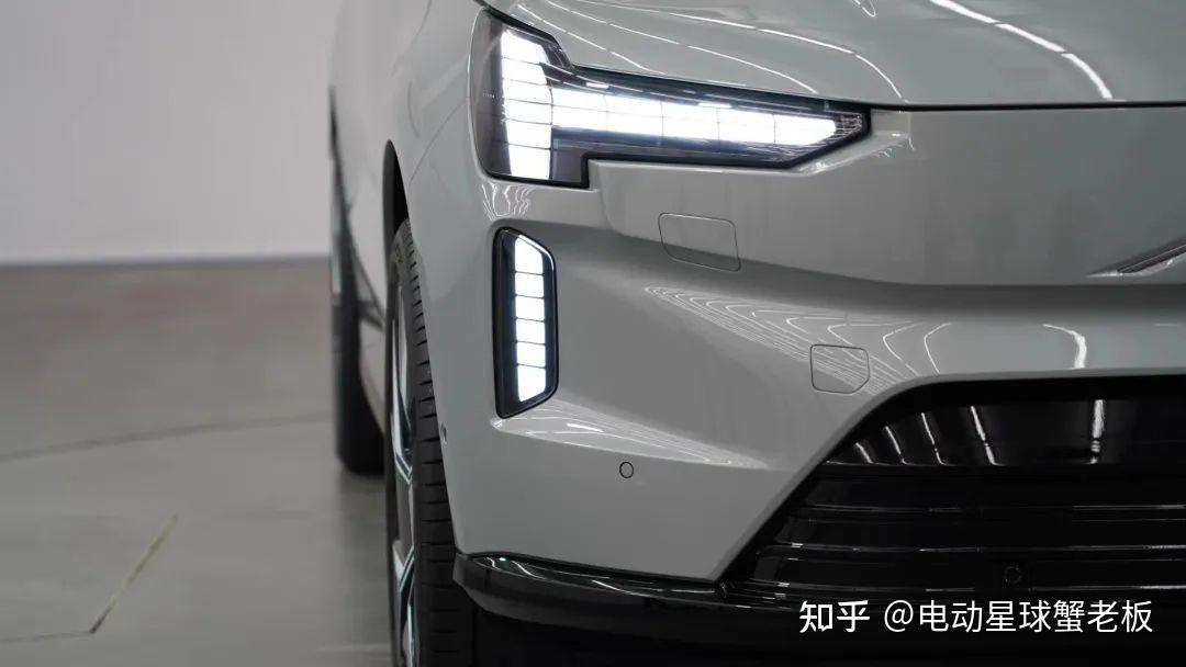 欧洲抢先评测EX90后，聊聊沃尔沃的最乐观与最悲观 - 知乎
