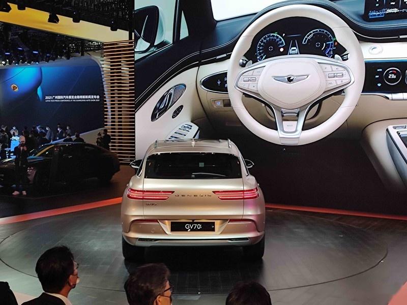 捷尼赛思GV70纯电版上市 售价38.58-43.98万元 - 知乎