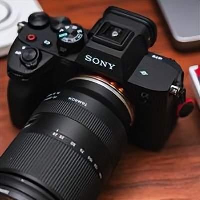 摄影穷三代？买了索尼 A7M4 只是开始，又增购了这些配件 - 知乎
