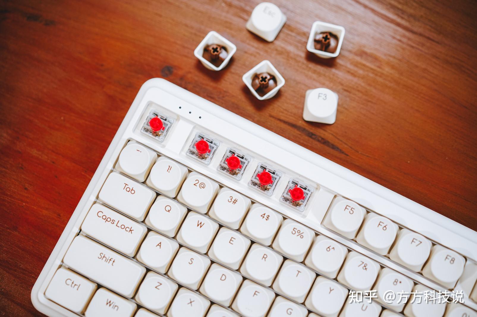 奶糖加持的双模无线键盘是什么体验？ikbc S300告诉你：可盐可甜 - 知乎