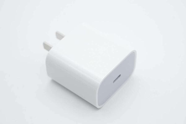 拆解报告：Apple苹果iPhone 15原装20W快充充电器A2244 - 知乎