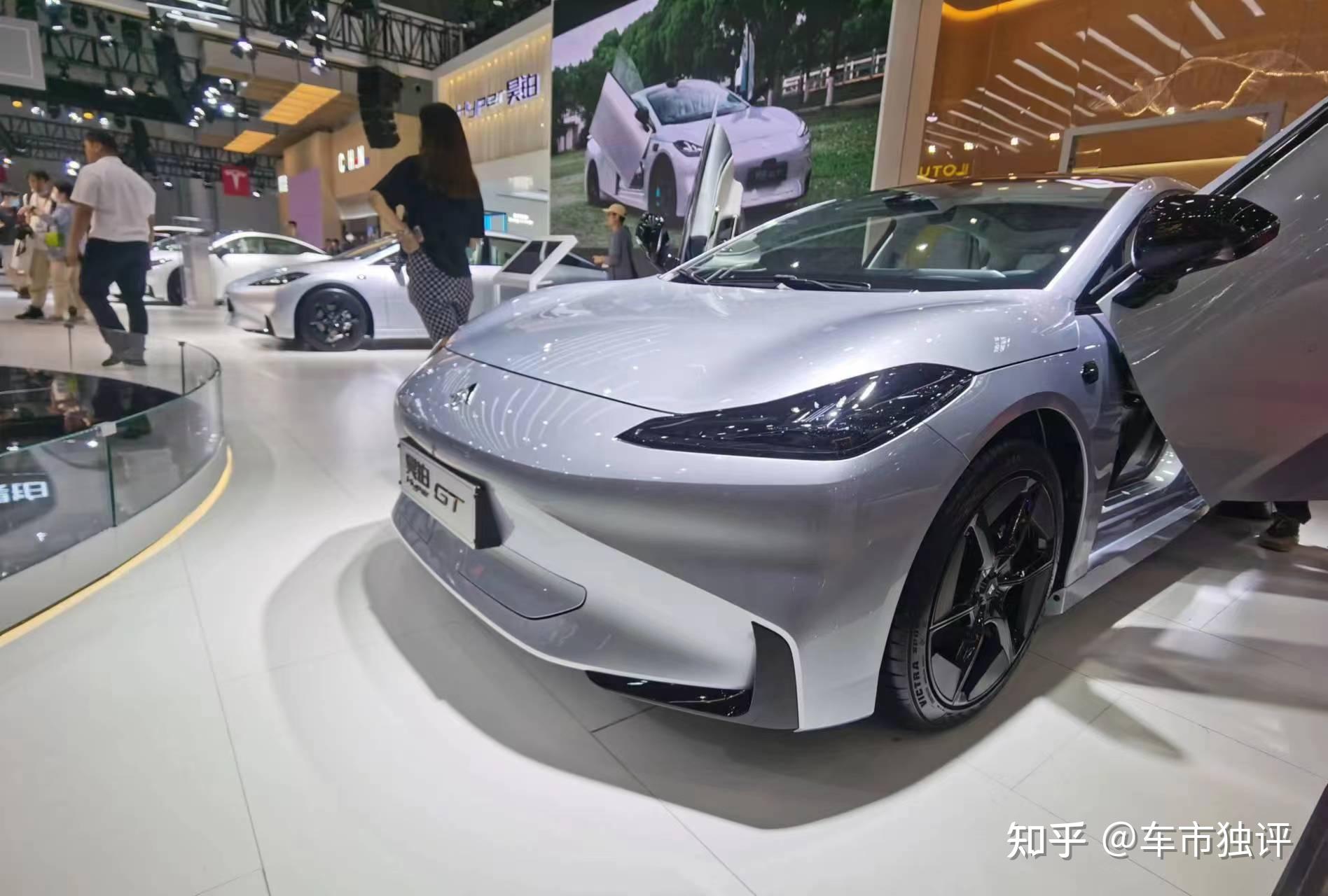 “大热”气质渐显 昊铂携Hyper GT强势降临，致敬英雄城市 - 知乎
