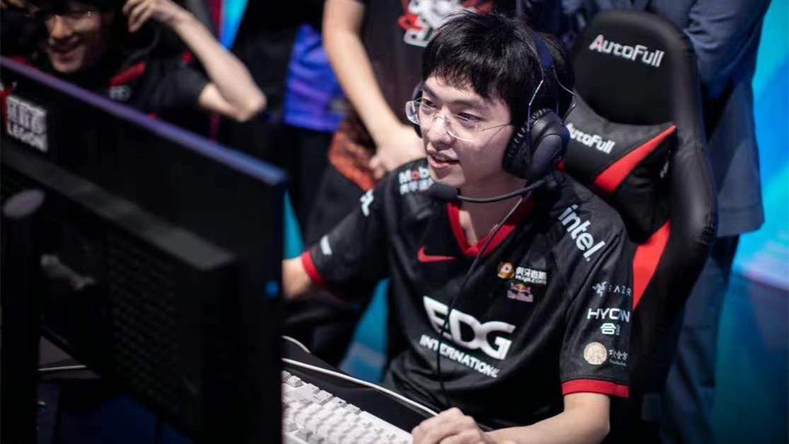 圣枪哥被开除冠军阵容，LPL最佳阵容惹争议，受益者永远都是RNG？ - 知乎