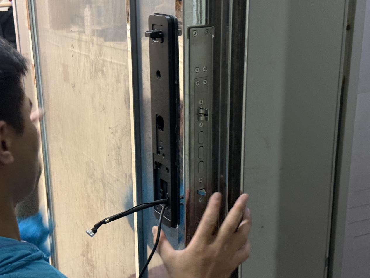 为什么说萤石人脸视频锁Y3000FVS Plus是更接近“人类智慧”的智能锁？我深度体验了一下 - 知乎