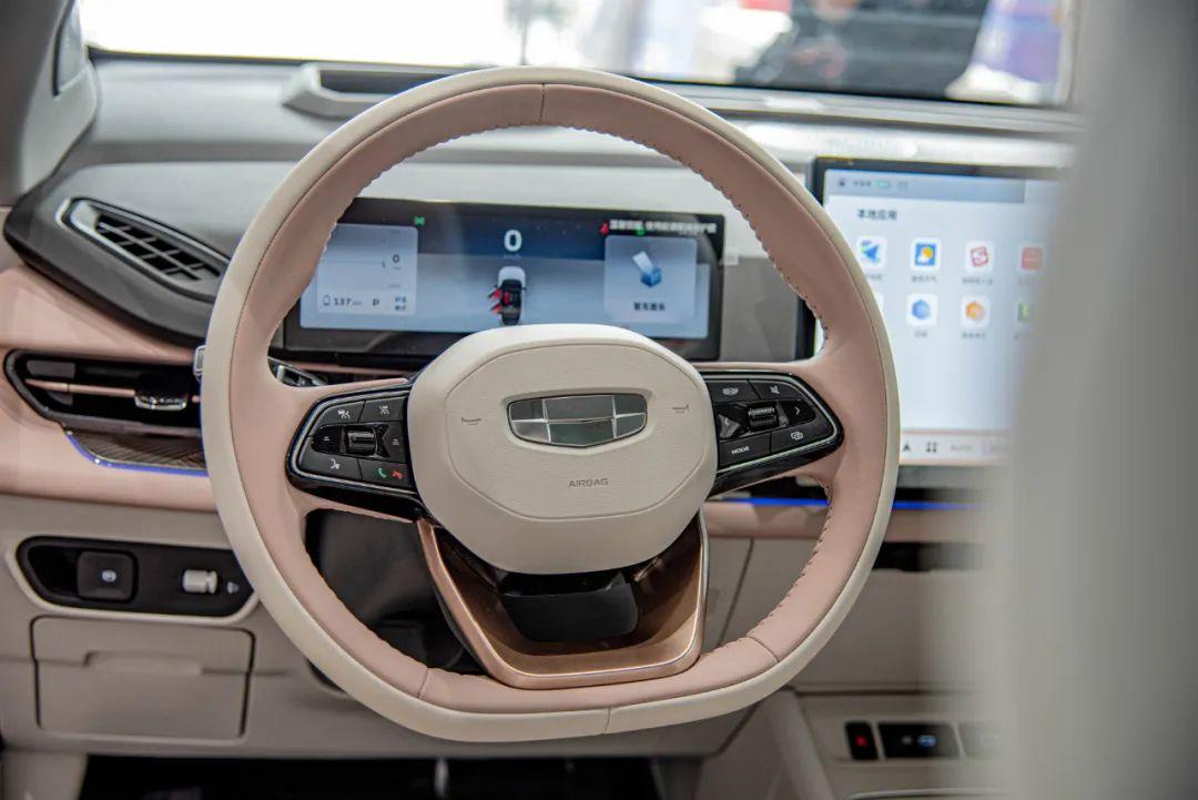 探店几何G6/M6：15万级电车的两种「最优解」 - 知乎