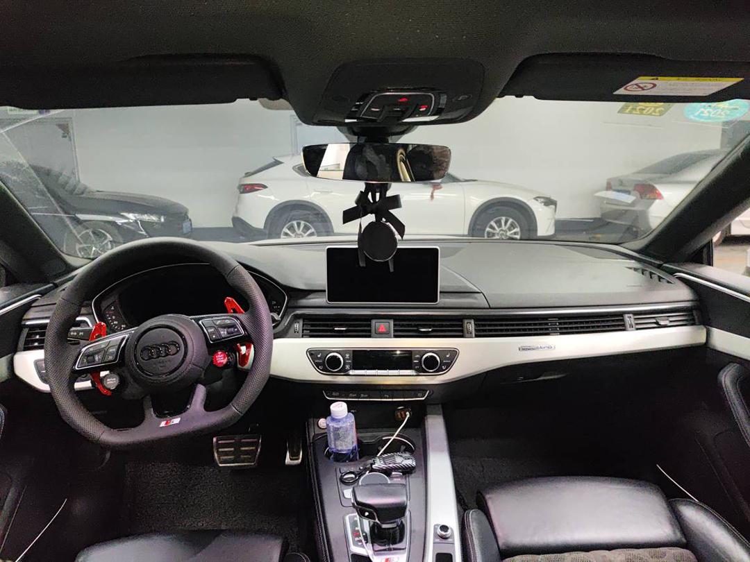 二手奥迪S5，3.0T 354马力 V6引擎带你飞驰 - 知乎