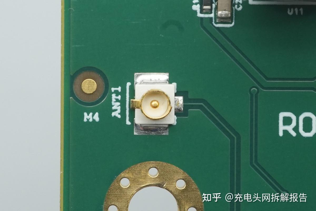 自带全尺寸M.2硬盘接口设计，易有云EasePi A2小主机拆解 - 知乎