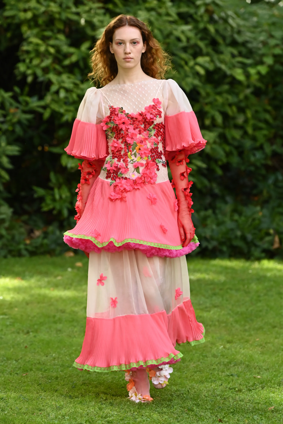 「极繁主义」回潮，跟极简风说ByeBye - 知乎