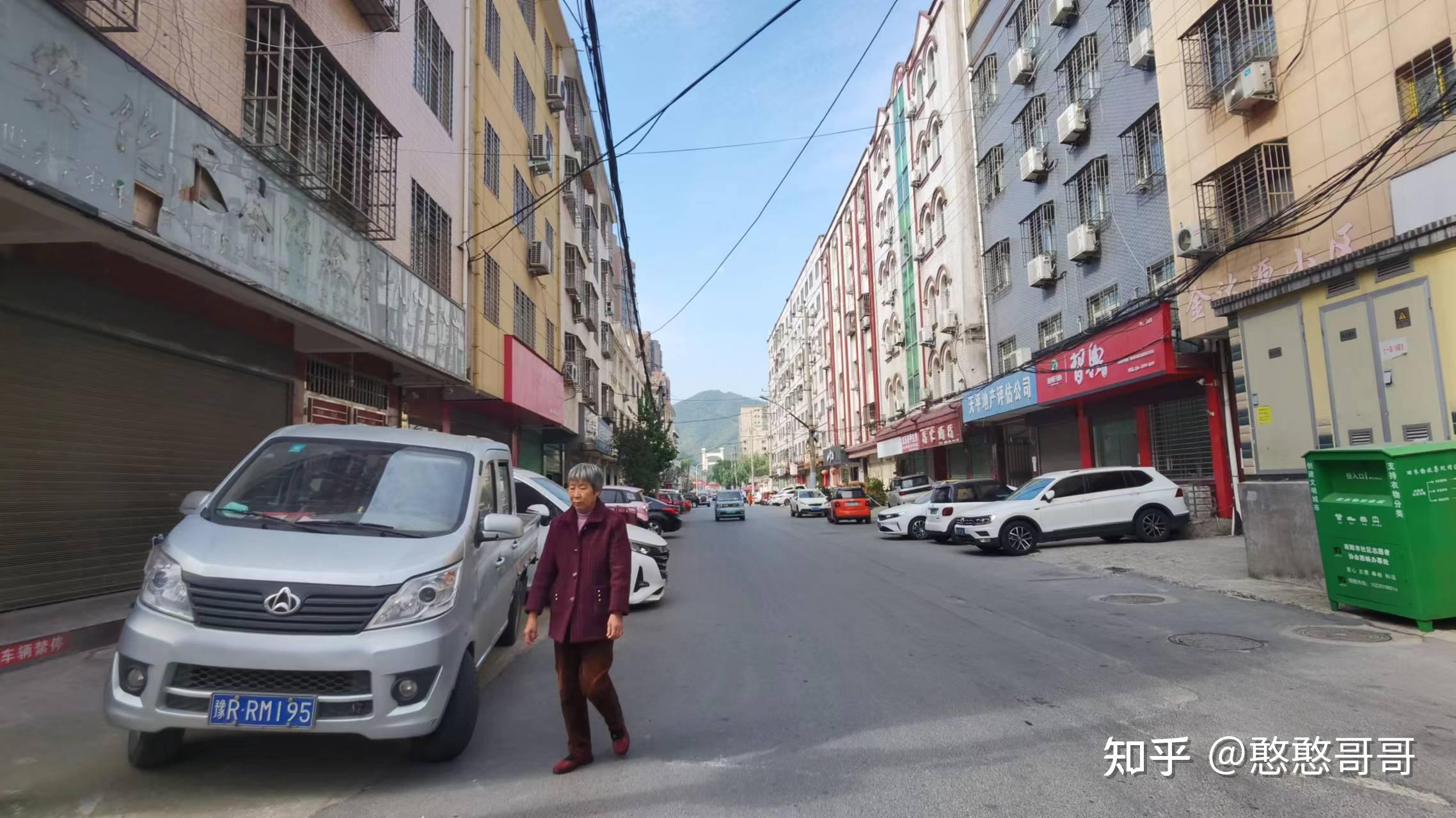 【值班手记】行走两百米街道 观思两世纪山城 - 知乎