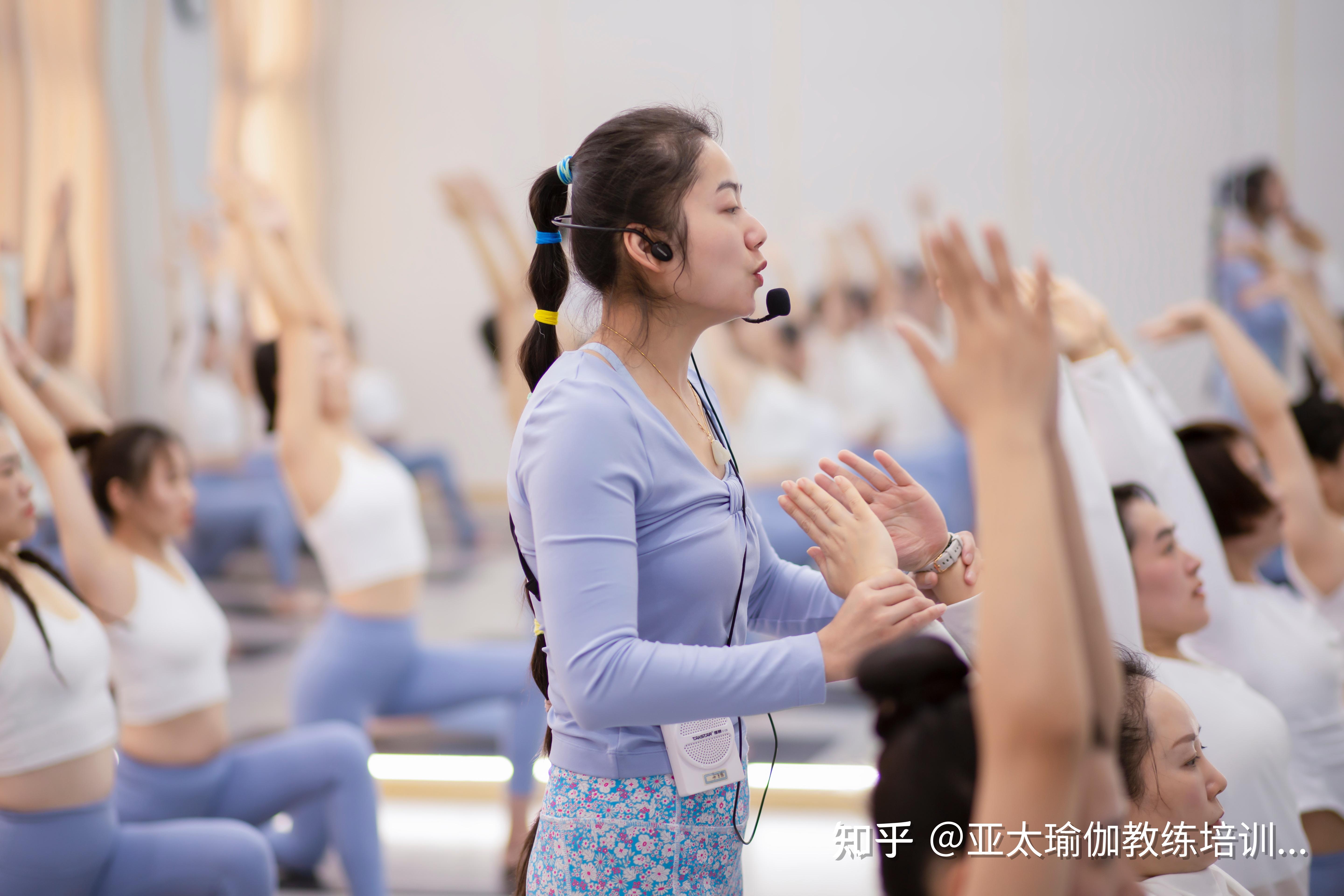 0基础如果要当瑜伽老师要多久 知乎