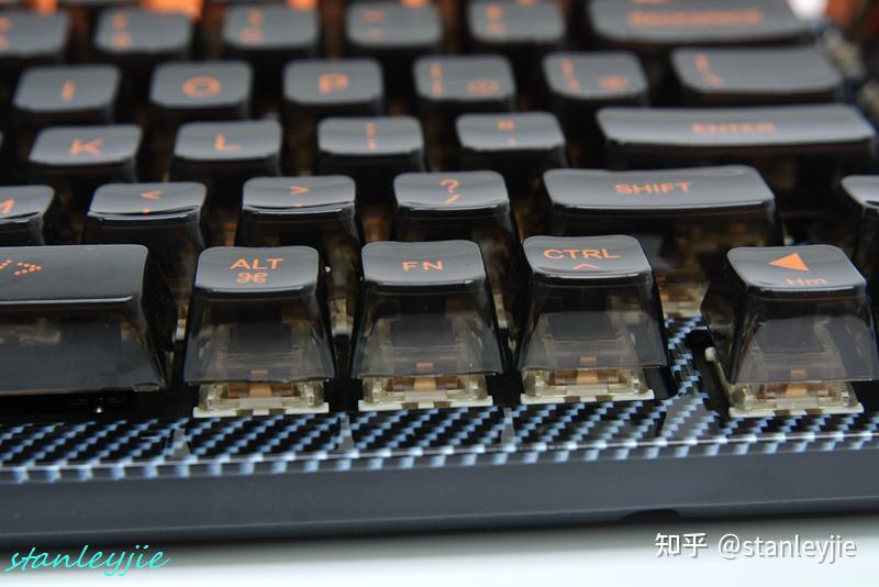 Double Shell F96 三模无线键盘 - 知乎