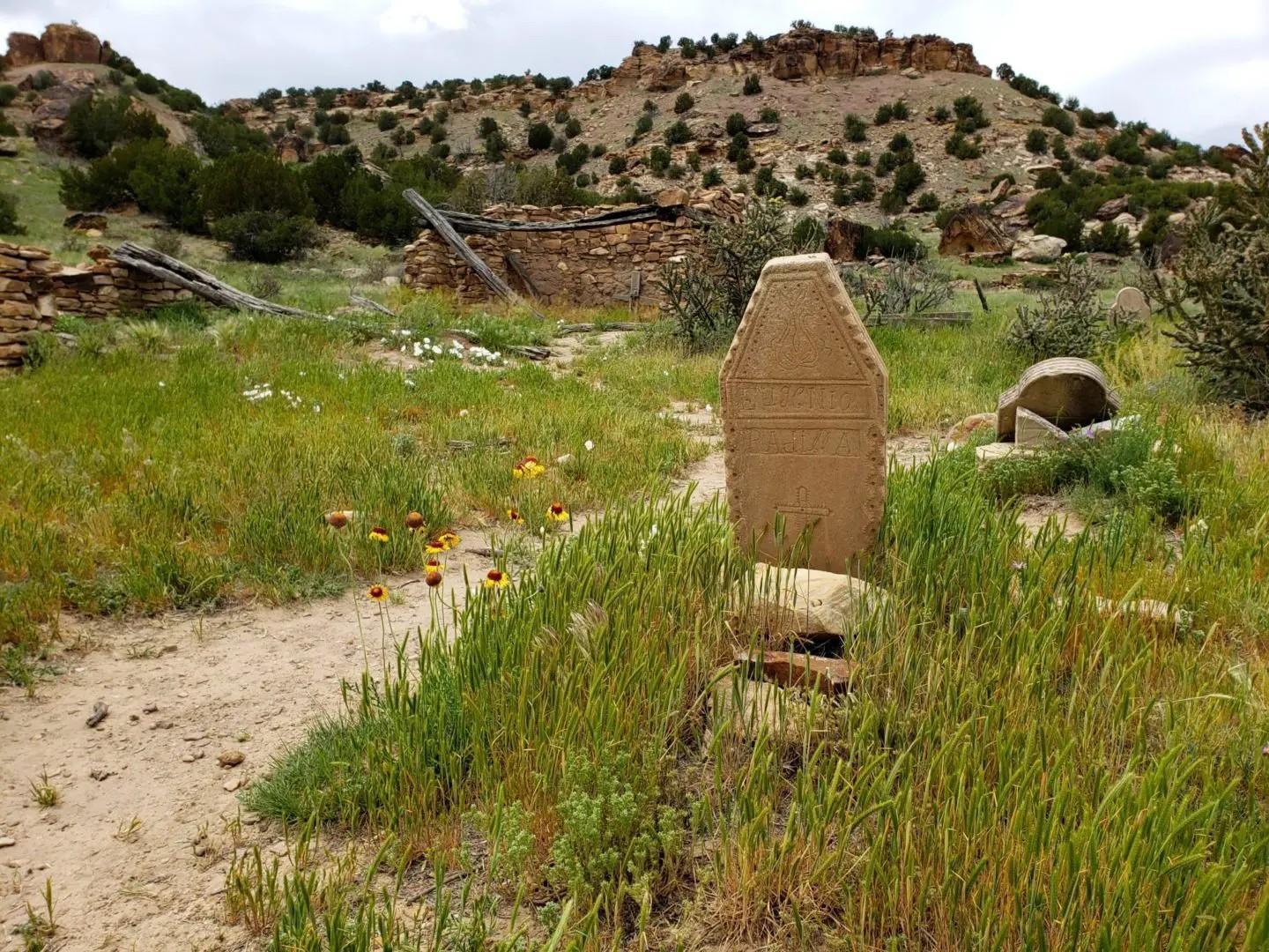 尖桩电线步道（Picket Wire Trail） - 知乎