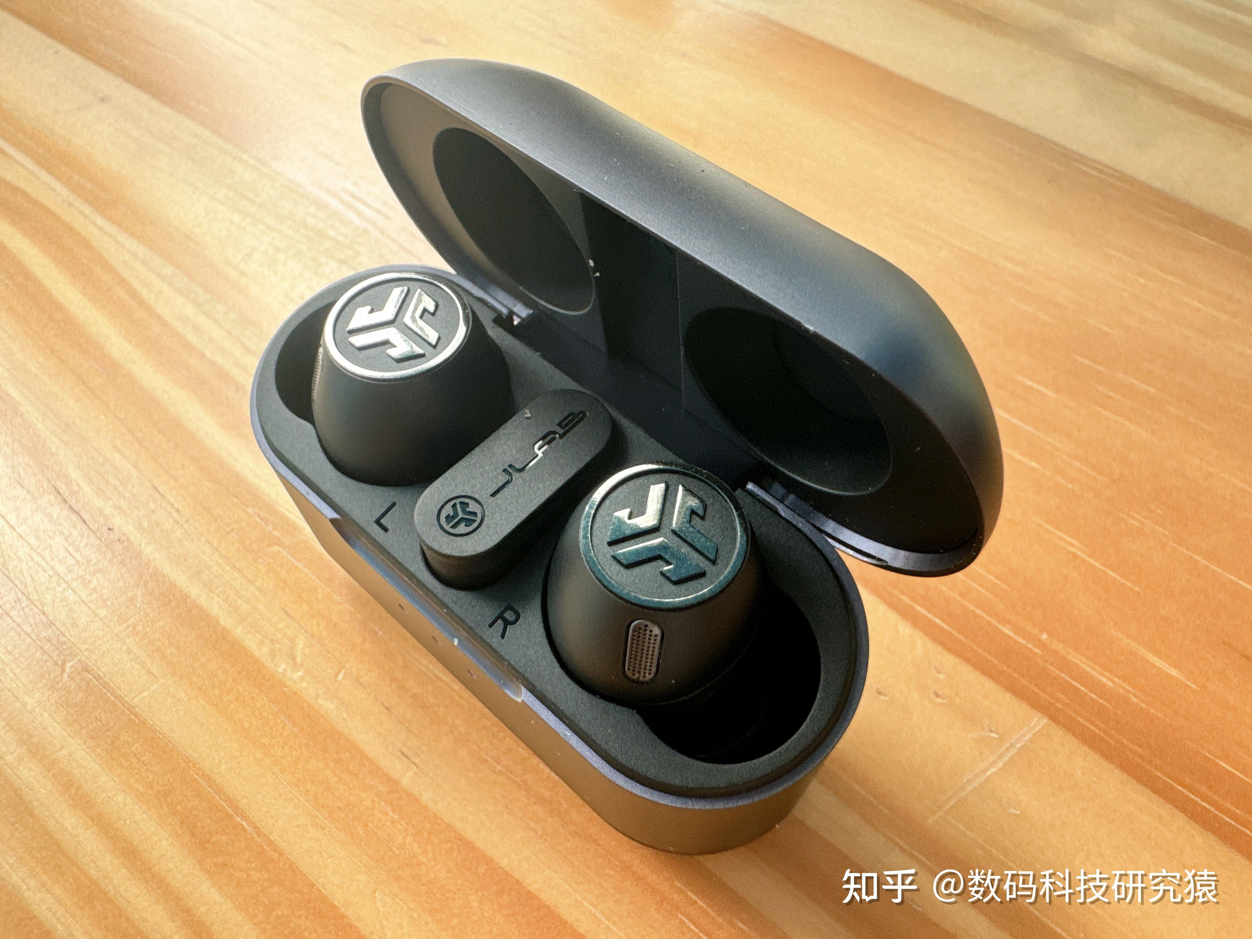 比Apple AirPods Pro2还强？千元旗舰降噪耳机JLab Epic Lab Edition强势来袭 | 真机测评