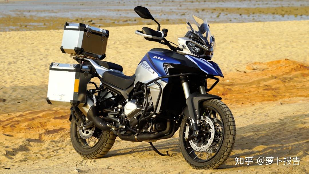 降级打击！贝纳利TRK702战力分析 - 知乎