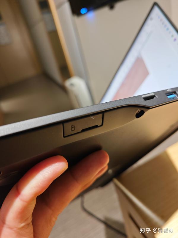 富士通Lifebook U94/A，出差人的日系办公体验 - 知乎