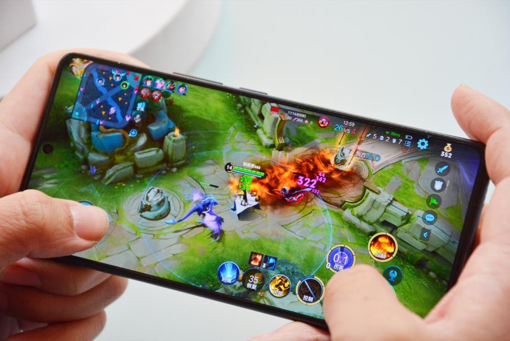 3299元起的荣耀80 GT值得入手吗？网友表示续航能力令人惊艳 - 知乎