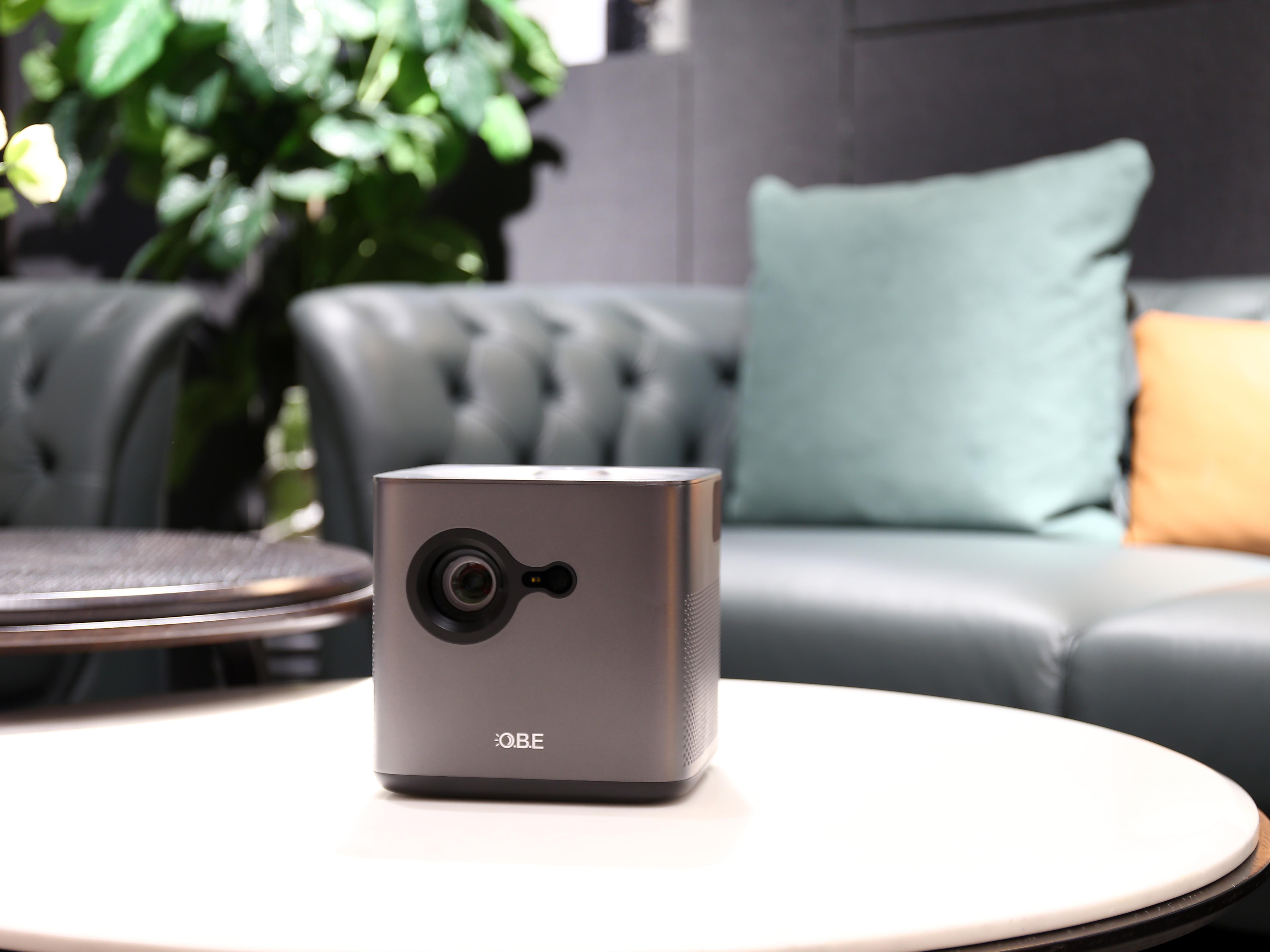 大屏高清智能投影仪，大眼橙NEW X7D 强悍升级 - 知乎