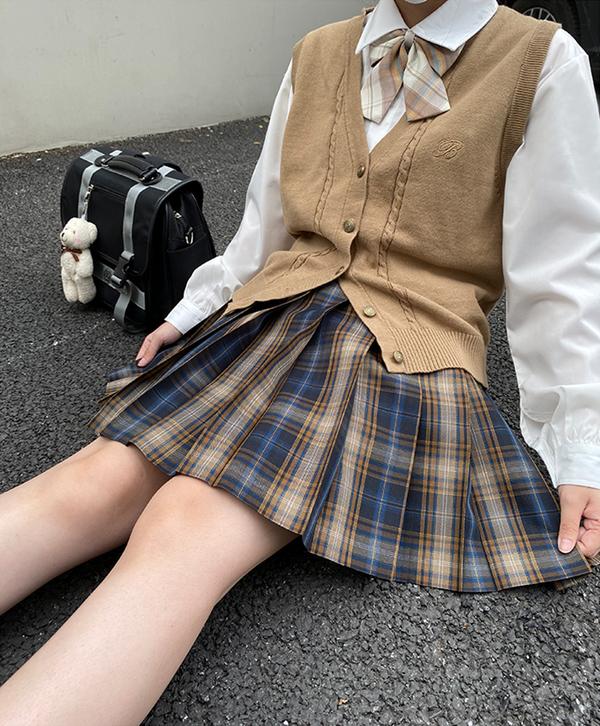 在冬天，要怎么穿jk制服才能不冷?