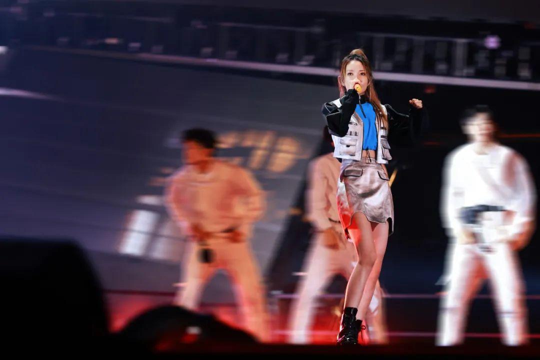 NINEONE赵馨玥参与多场音乐狂欢活动，以丰富音乐形式和青春能量烘托夏日热情 - 知乎