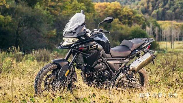 降级打击！贝纳利TRK702战力分析 - 知乎